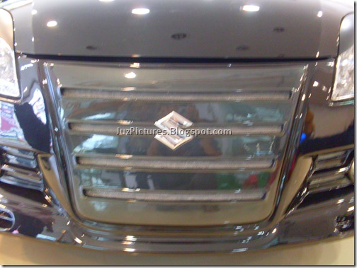 JuzPictures: Bimal’s Maruti Suzuki Swift Limited Edition Pictures